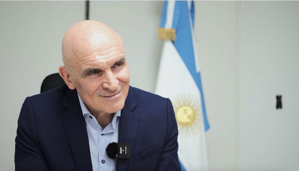 Entrevista a José Luis Espert, el inesperado "interlocutor" de Milei en ...