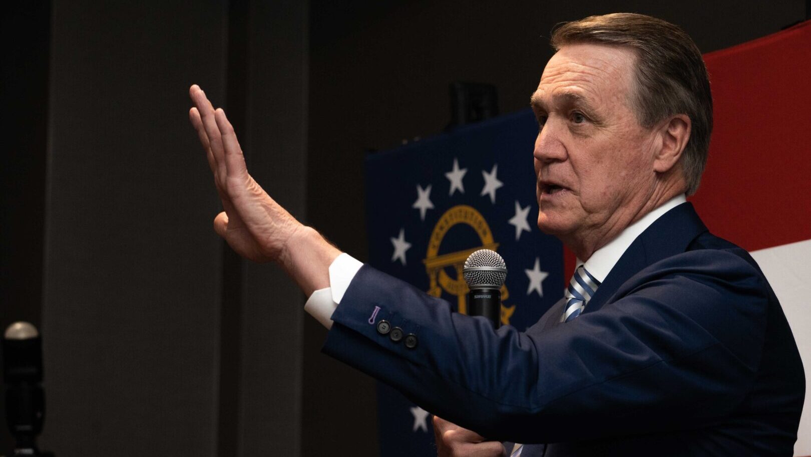 Trump elige al exsenador David Perdue como embajador en China